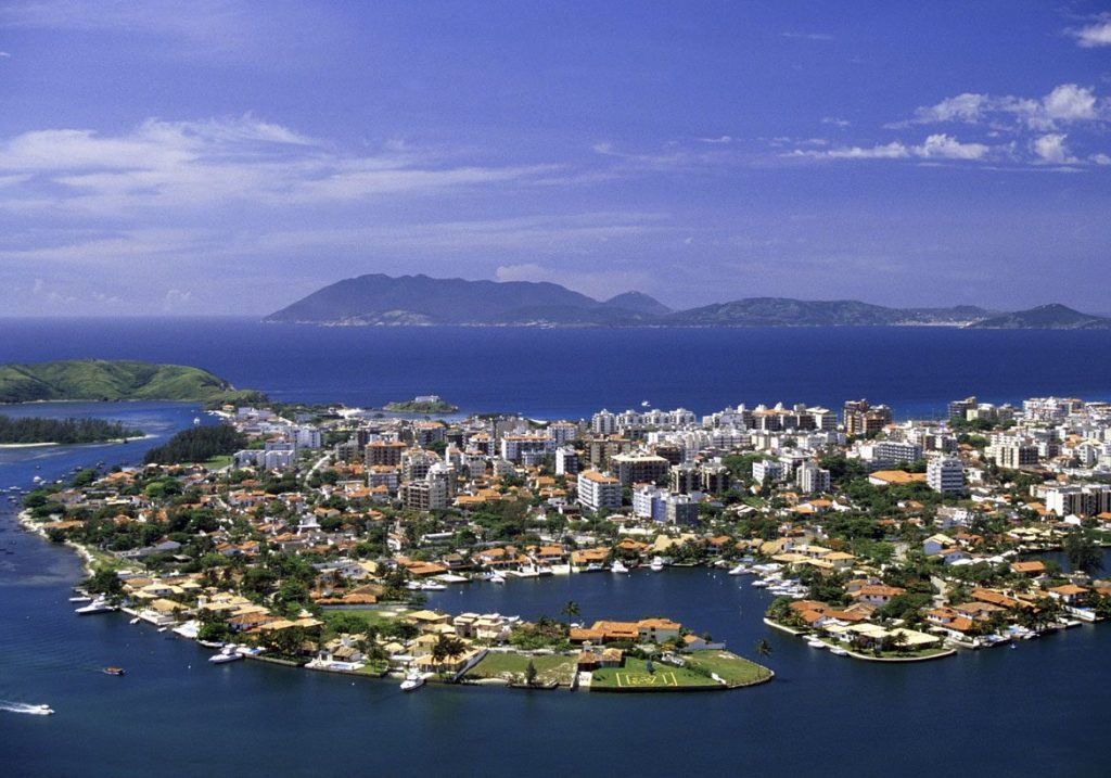 Vista aérea de Cabo Frio. Crédito: Thinkstock | Saiba tudo sobre ...