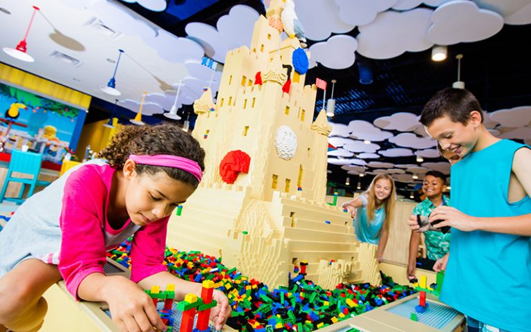 Legoland, Flórida – peças Lego® (© 2016 LOCK + LAND, Chip Litherland ...