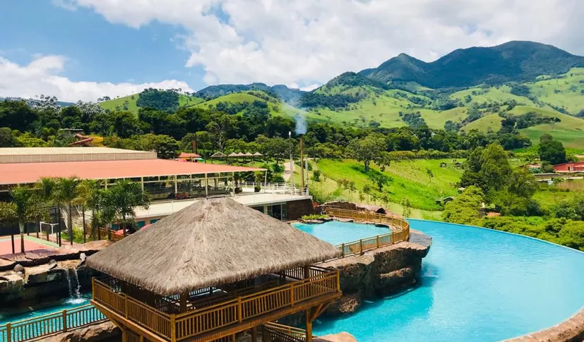 Viagem em família no Brasil: 10 destinos incríveis